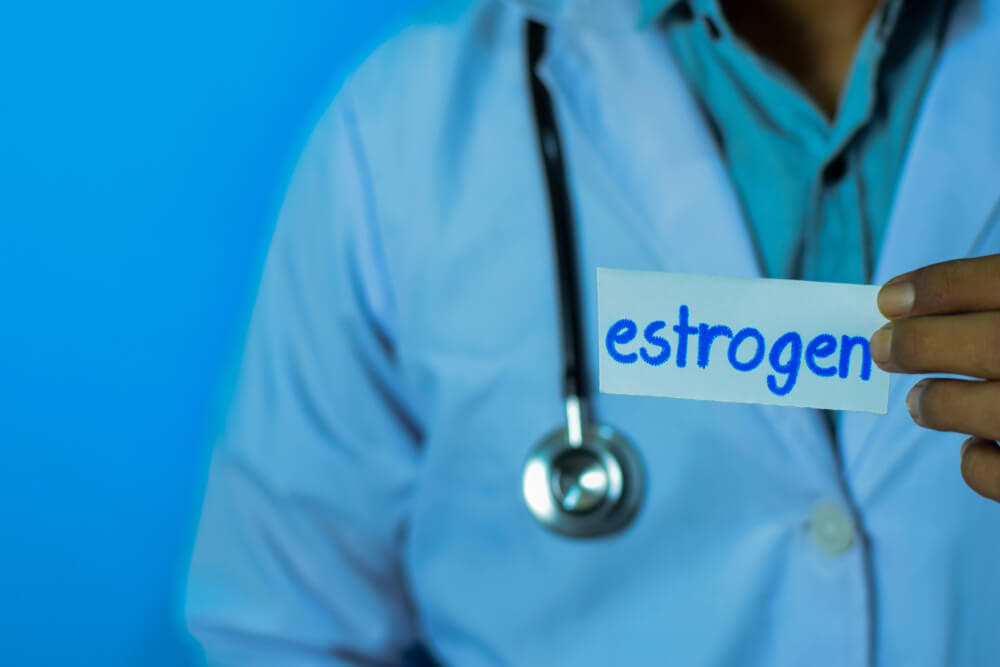 Entenda porque o estrogênio é tão importante para a saúde da mulher